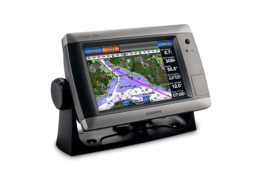 Garmin wins Qualitec technology award for the GPSMAP 720 at Seatec ...